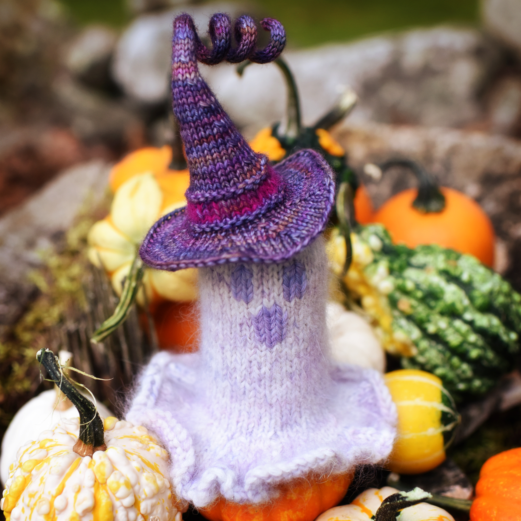 Ensorcellment – Tiny Nonsense