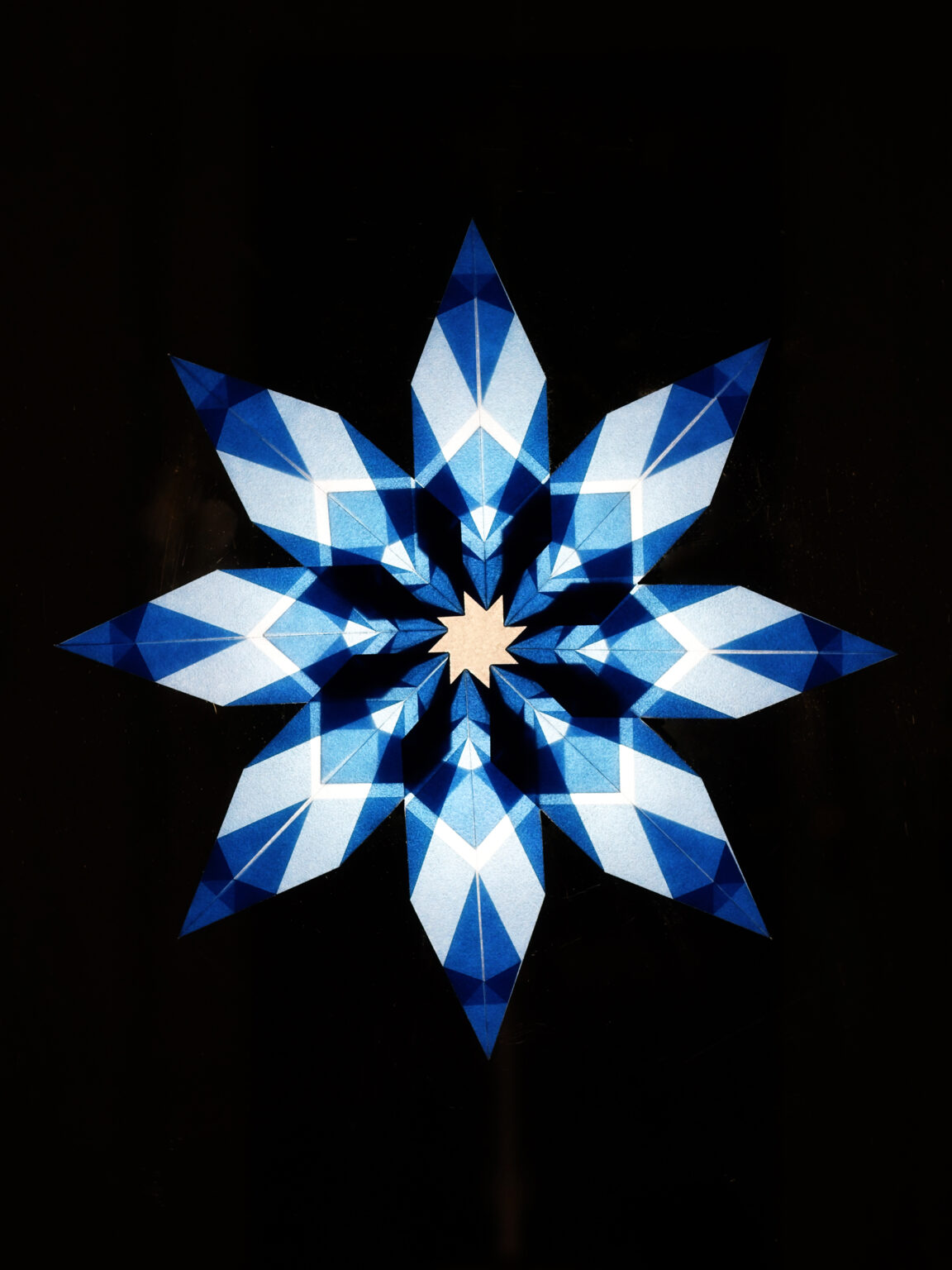 Gleaming – Tiny Nonsense