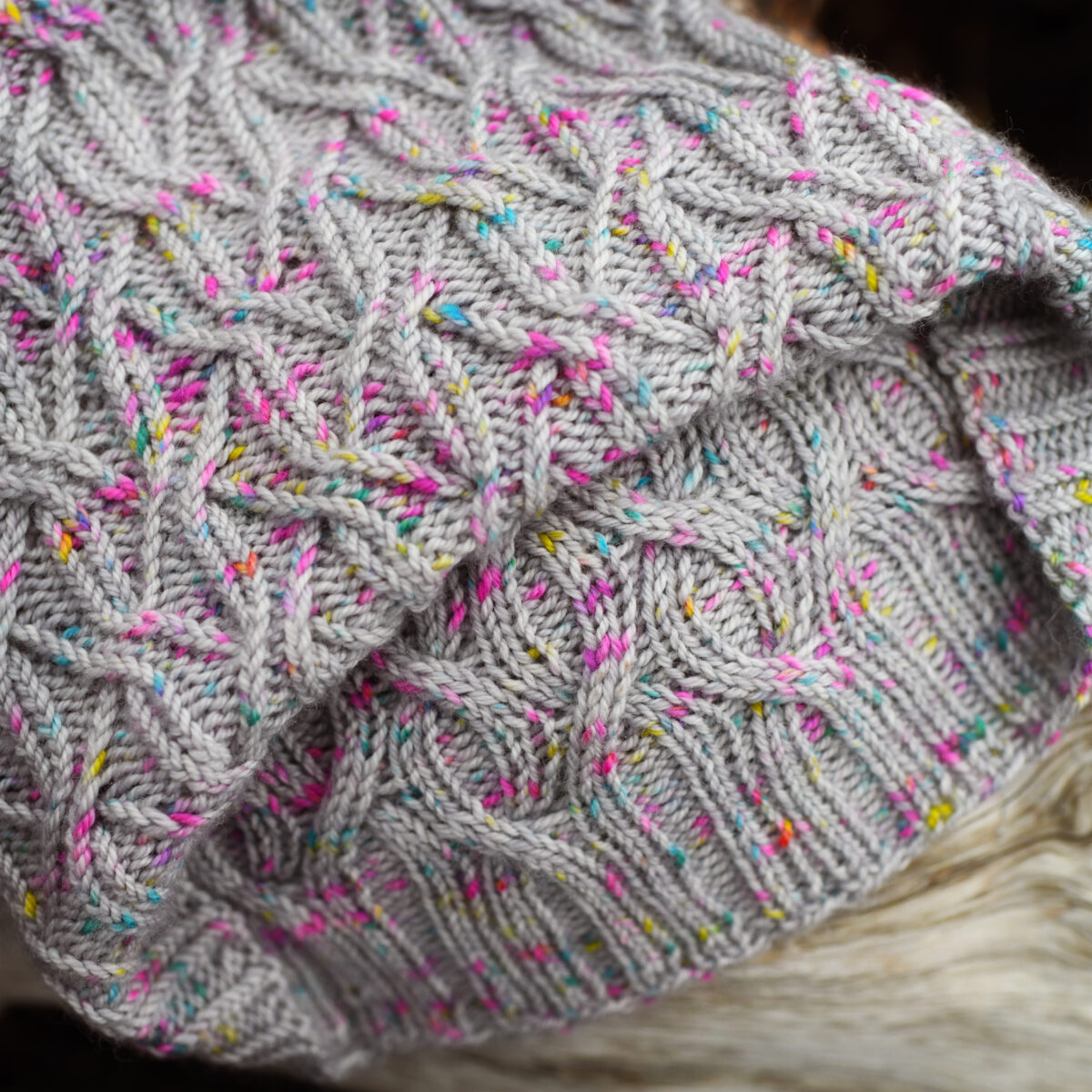 Sneaky – Tiny Nonsense