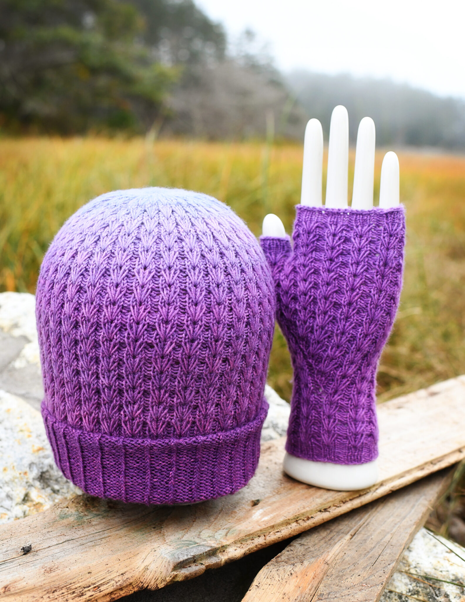 Constellate Hat & Mitts – Tiny Nonsense