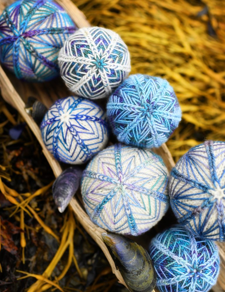 Tiny Nonsense – I knit tiny nonsense